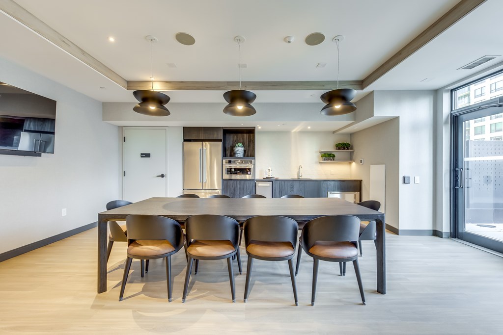 One Eighty Five Apartments, 185 Enfield Place, Mississauga, ON - RentCafe